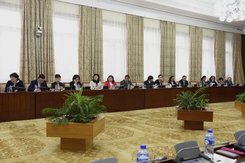 “Донорын тухай хуулийн шинэчилсэн найруулгын төсөл” сэдэвт хэлэлцүүлэг боллоо