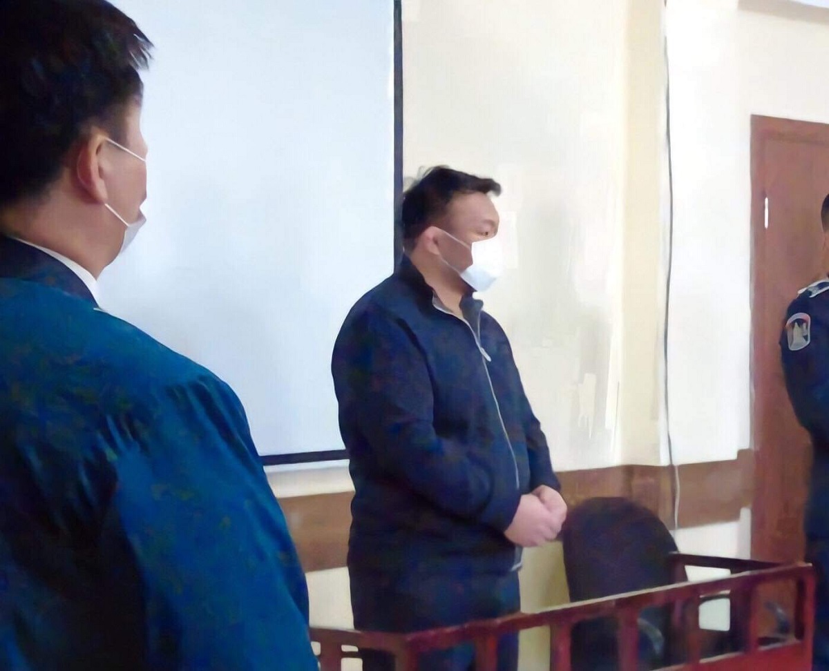 Шүүгч Д Доржсүрэн Н Түвшинбаярын хэргийг шүүхээс татгалзжээ